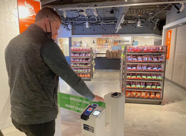 Panera Bread se lanza con pagos escaneando palma de la mano